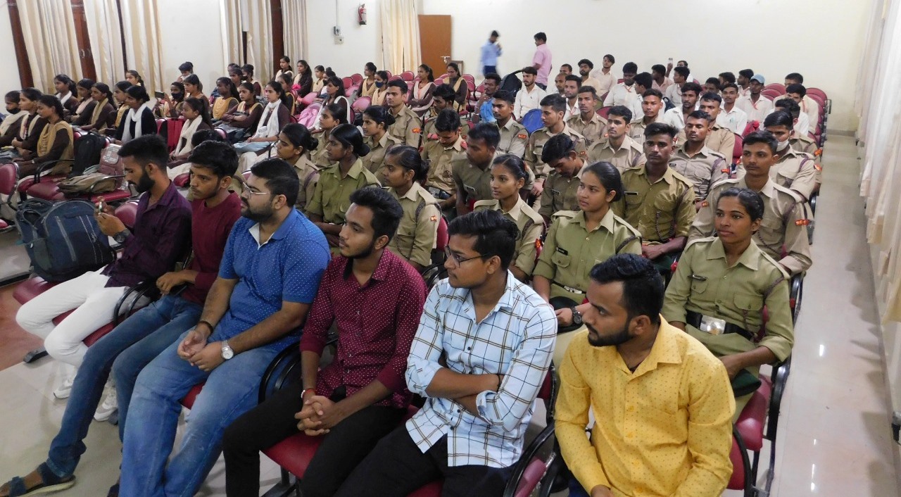Digvijai Nath Post Graduate College